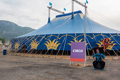 Paraskenia – Arte y Entretenimiento