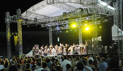 Paraskenia – Arte y Entretenimiento