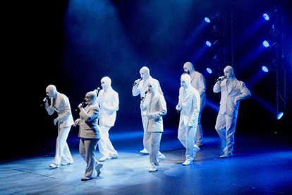 Paraskenia – Arte y Entretenimiento